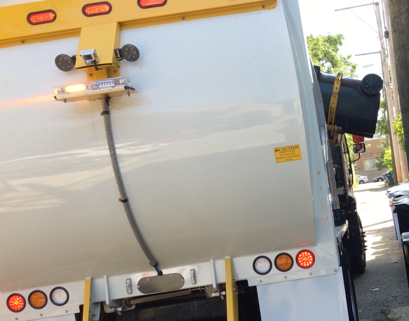 City Testing Automated Trash Pickup – LOCAL 1001 NEWS